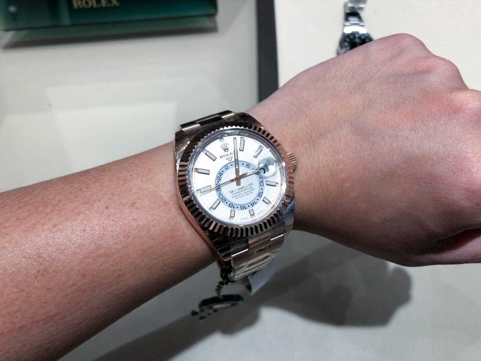 How to get on the Rolex Waiting List - Relozo